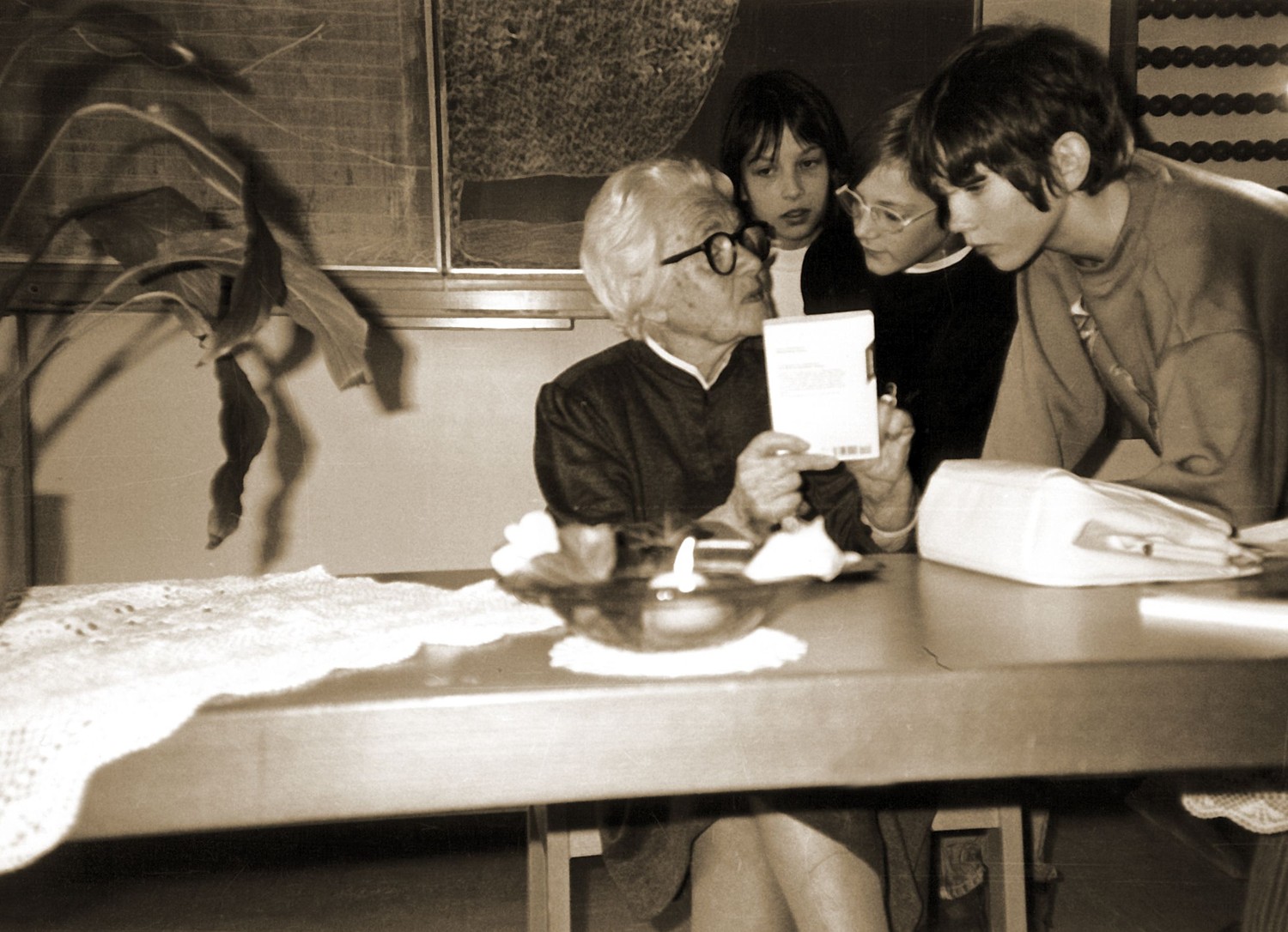 LWL | Katherine Allfrey: Autorin - Archivierte Tiere